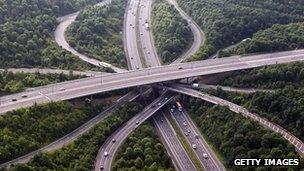 M25: 10 ways it has changed lives - BBC News