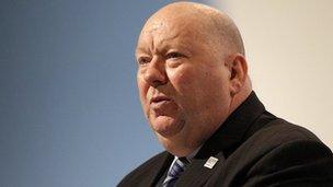 Liverpool mayor election: Labour select Joe Anderson - BBC News