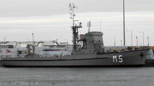 Cardiff security company Sea Marshals takes on pirates - BBC News