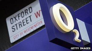 O2 owner Telefonica reports loss after redundancy costs - BBC News