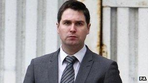 Merseyside gun smuggler Steven Cardwell sent to jail - BBC News