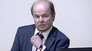 Leveson Inquiry: Media vilified me, Christopher Jefferies says - BBC News