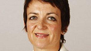 Angela Constance named new youth jobs minister - BBC News