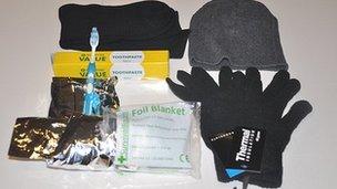 Vinnie Pack 'starter kit' helps homeless in London - BBC News