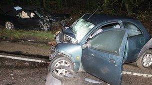 Woman, 21, dies after A27 Worthing road crash - BBC News