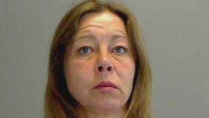Roydon death crash drink-driver Amanda Brierley jailed - BBC News