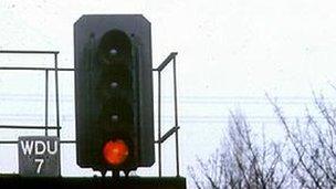 Network Rail's east Kent signalling project to complete - BBC News