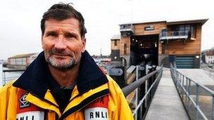 Shoreham RNLI coxswain retires - BBC News