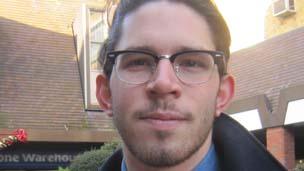 Tips for new financial resolutions - BBC News