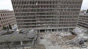 Norway Breivik: Attack threat 'went unreported' - BBC News