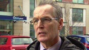Ex-RUC officers in 'sensitive' policing jobs - BBC News