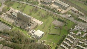 Norfolk County Council 2012 budget cuts more jobs - BBC News