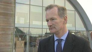 MP John Penrose to take Nigel Leat case to Michael Gove - BBC News