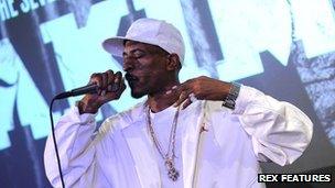 What can rap lyrics teach us about business? - BBC News