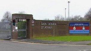 MoD St Athan: Era ends as last VC10 aircraft leaves maintenance base ...