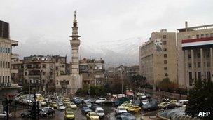 Hague: British Embassy in Damascus 'suspended' - BBC News
