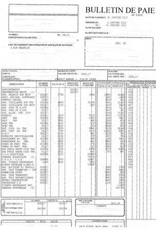 Struggling French shopkeepers wary of candidates - BBC News