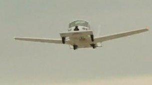 NY Auto Show: World's first 'skyworthy' car - BBC News