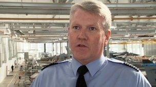 RAF Cosford plans to train private sector - BBC News
