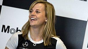 Oban woman Susie Wolff joins Williams F1 team - BBC News