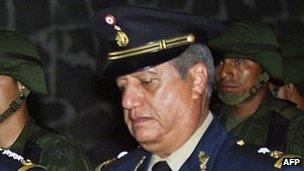 Controversial Mexican General Mario Acosta shot dead - BBC News