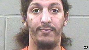 Shoe-bomber supergrass Saajid Badat testifies in US - BBC News