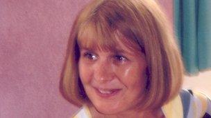 Deborah Morris: Husband Rory Morris charged with murder - BBC News