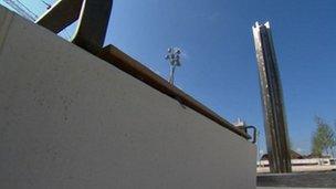 Sculpture called Danum unveiled in new Doncaster square - BBC News