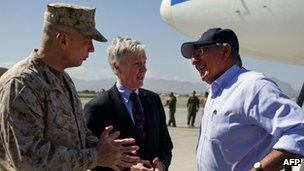 Panetta: US losing patience with Pakistan on militancy - BBC News