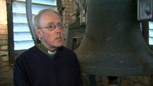 St Bartholomew's bell tolls in Belfast to mark Queen's Jubilee - BBC News