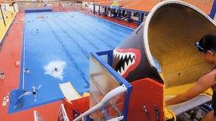 Officials to discuss Stonehaven Open Air Pool reopening - BBC News