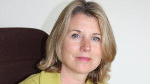 Debbie Ward is Dorset County Council's first woman chief - BBC News