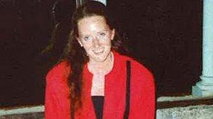 Carole Waugh disappearance: Missing jewellery appeal - BBC News