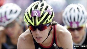 Olympic triathlete Helen Jenkins does 'Bridgend proud' - BBC News