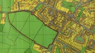 Inquiry into fate of green space at Derry Hill in Menston - BBC News