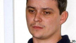 Police database to hit 1m searches 10 years after Soham - BBC News