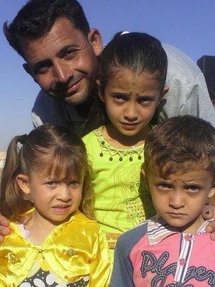 Dust and memories of death in Jordan's Zaatari camp - BBC News