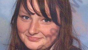 Jessica Blake death: Parents pay tribute to daughter - BBC News