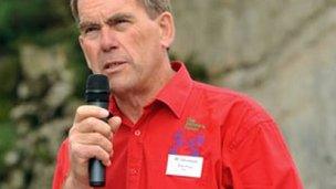 Tony Hogg 'honoured' to be Devon and Cornwall's PCC - BBC News