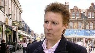 Kent Police superintendent arrested over theft not charged - BBC News