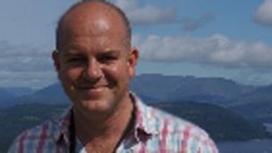 Tribute to Poulton fatal collision man Paul Brindle - BBC News