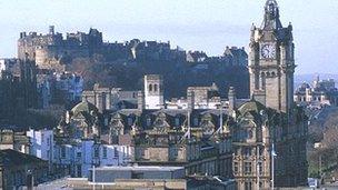 Edinburgh named Europe's Leading Destination - BBC News