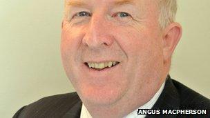 Wiltshire police council tax share should be frozen, PCC says - BBC News