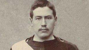 Tale of a headstone and the two James Neills - BBC News