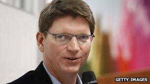 Skype founder Niklas Zennstrom's Hampshire house 'was wreck' - BBC News