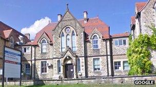 Stroud General Hospital undergoes 'major refurbishment' - BBC News