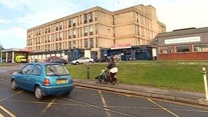 Wolverhampton New Cross Hospital set to get new A&E - BBC News