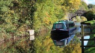 Monmouthshire and Brecon Canal 200th anniversary finale - BBC News