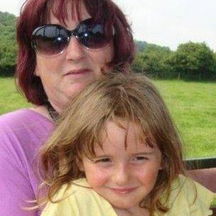 April Jones: Mum's birthday wish for her return - BBC News