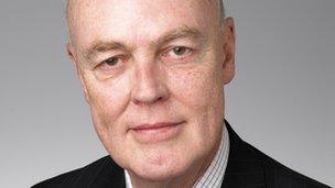 New Year Honours: Margaret Beckett and Richard Shepherd on list - BBC News